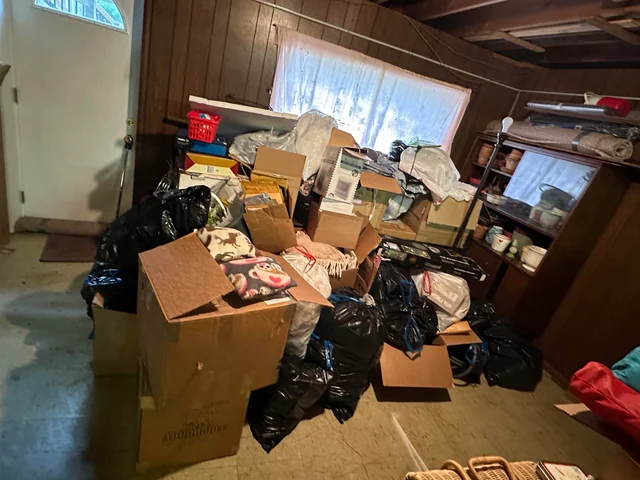 Residential Junk Removal | Residential Clean Out Services